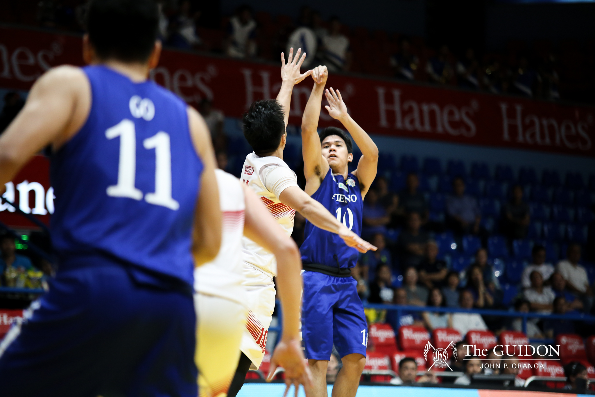 Ateneo Blue Eagles bounce back with a victory after two losses, 75-61