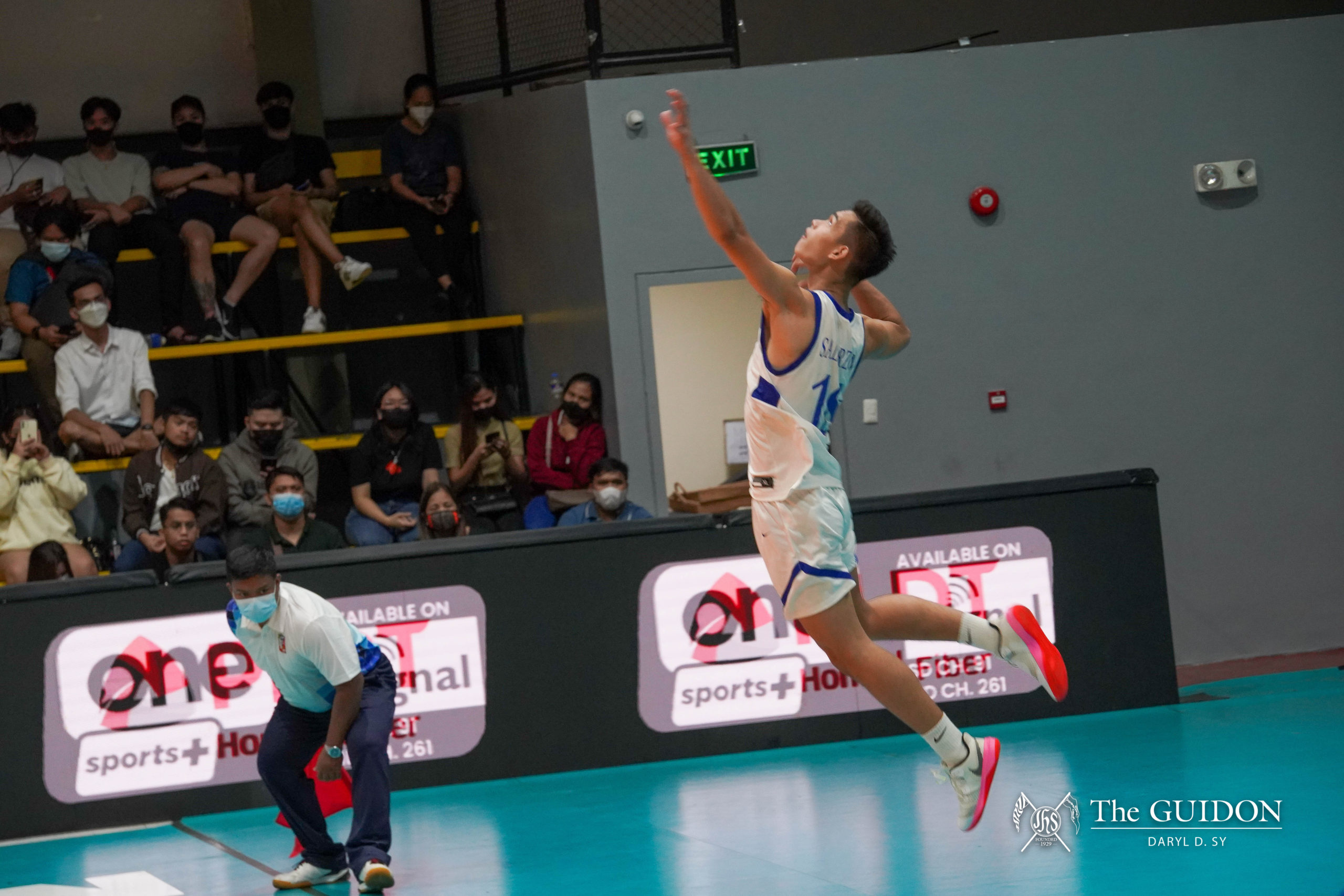 Blue Eagles succumb to VNS in Spiker’s Turf debut